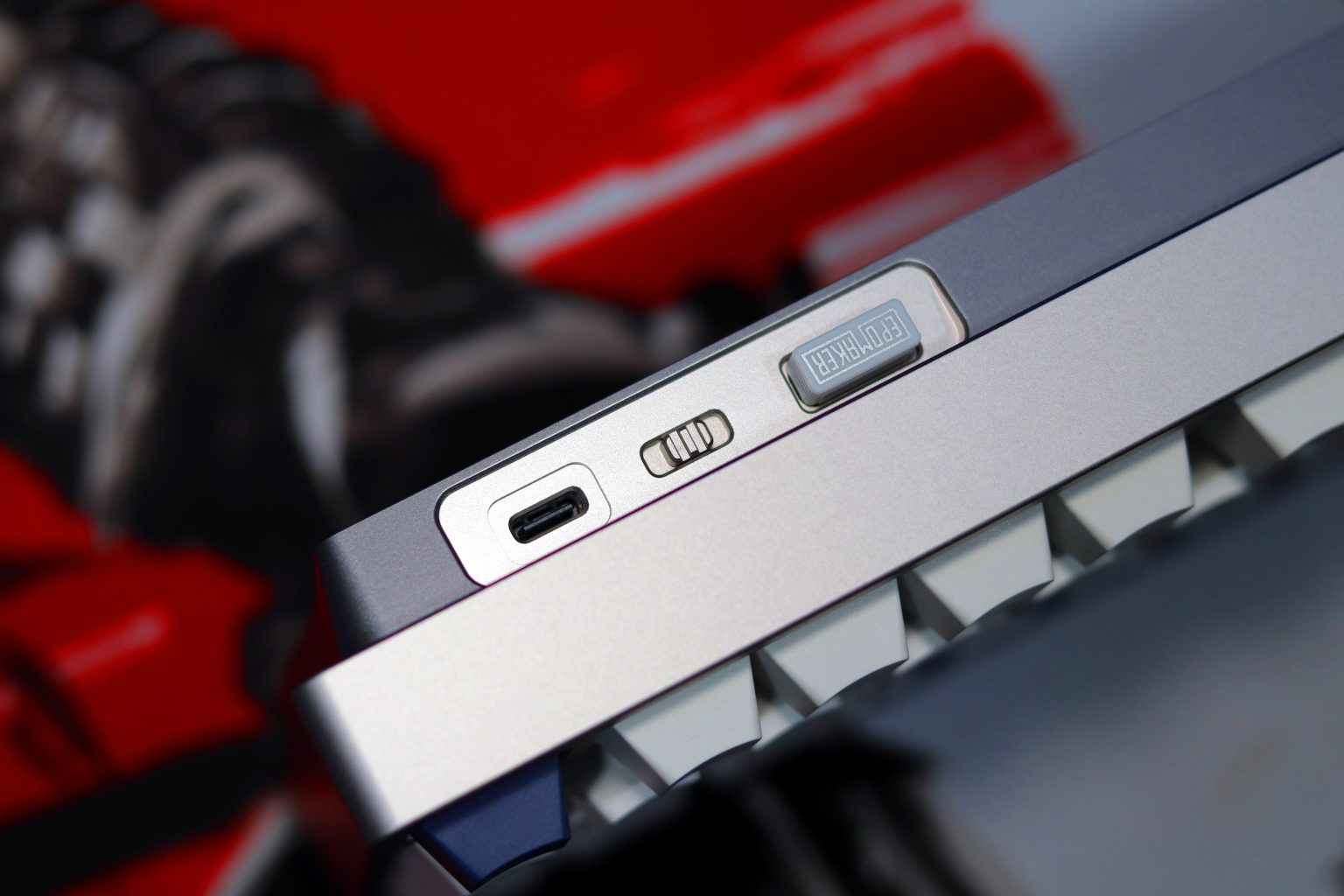 Epomaker P75 Review: A Budget 75% Aluminium Keyboard for Beginners